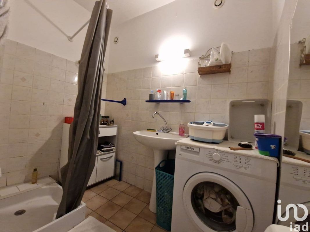 Vente immeuble de 83 m²