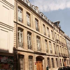 32 rue Saint-Guillaume, 75007 Paris