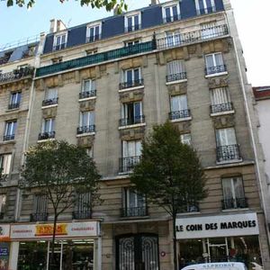 218 rue du Faubourg Saint-Martin, 75010 Paris