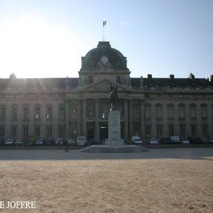 7 place Joffre, 75007 Paris