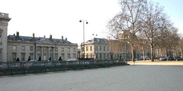 Place Joffre, 75007 Paris