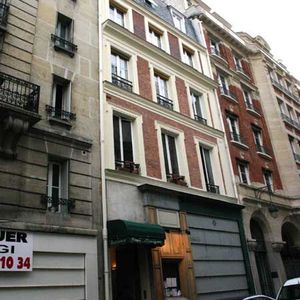 12 rue des Messageries, 75010 Paris