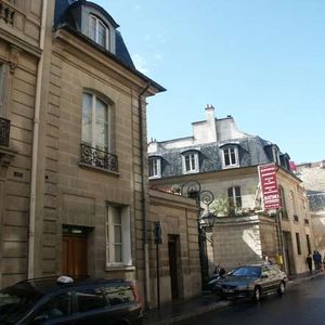 55 rue de Varenne, 75007 Paris