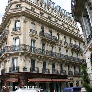 42 avenue George V, 75008 Paris