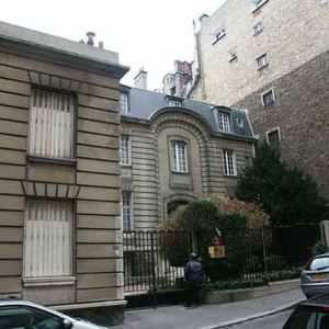 42 rue Scheffer, 75016 Paris