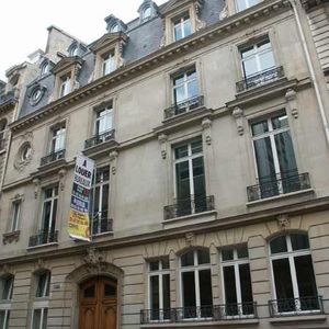 11 bis rue Roquépine, 75008 Paris
