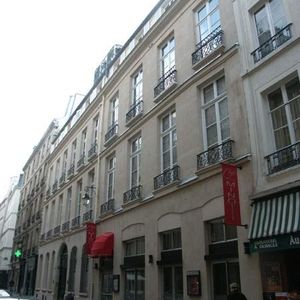 33 rue de Verneuil, 75007 Paris