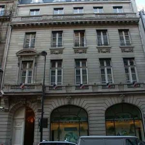 3 rue de Berri, 75008 Paris